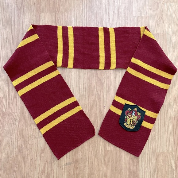 Wizarding World Of Harry Potter | Accessories | Harry Potter Gryffindor ...